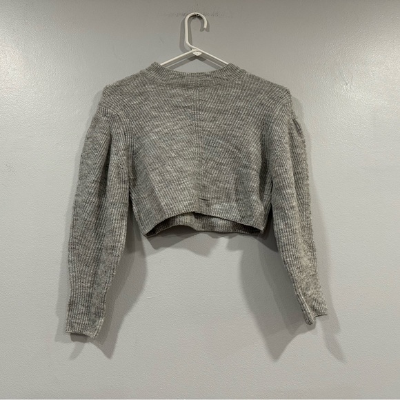 Topshop | Sweaters | Topshop Gray Cropped Long Sleeve Sweater 2 | Poshmark